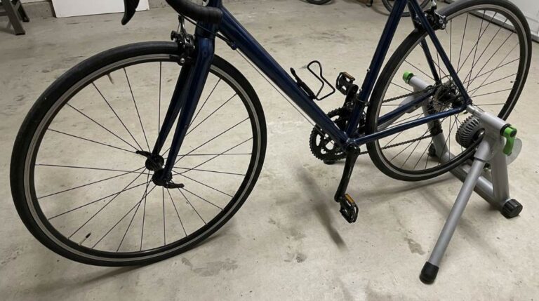 How to Position a Bike Front Wheel Riser Block for Indoor Cycling ...